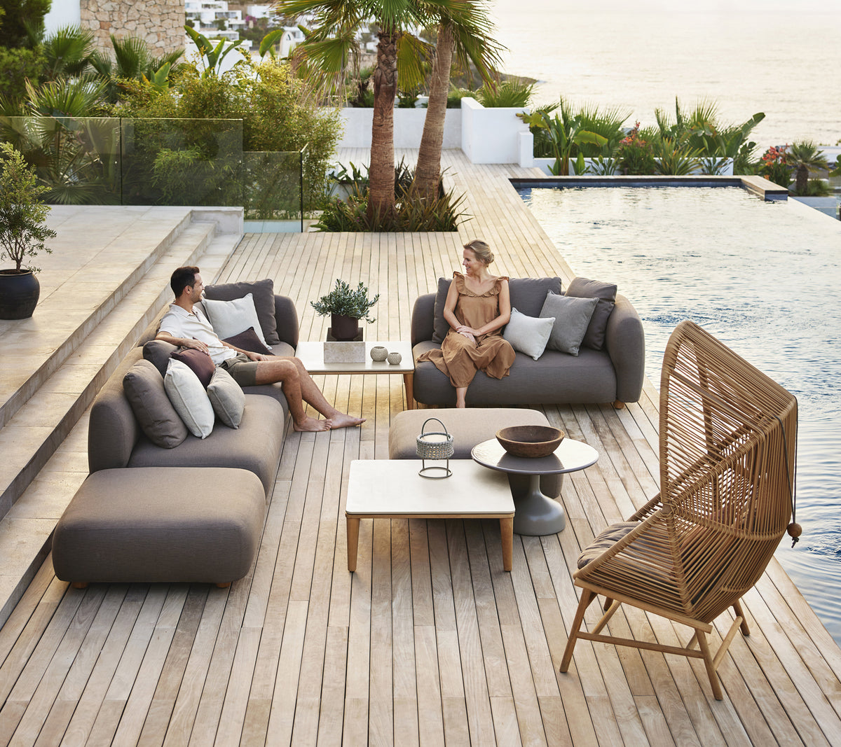 Cane-line Capture coffee table, 85x85 cm - Exclusive Danish design ...